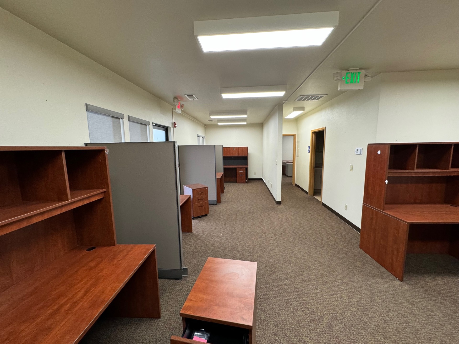 3350 S Fairway St. Visalia CA 93277 FOR SALE